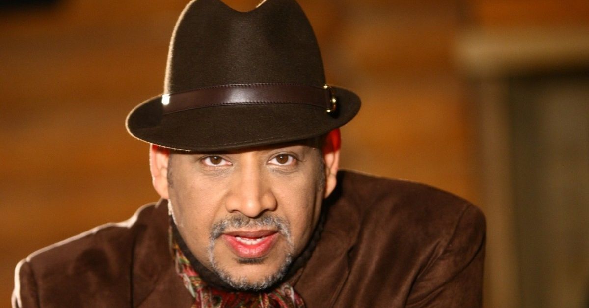 Essam karika | Songs And Video Clips | Elabraj.net